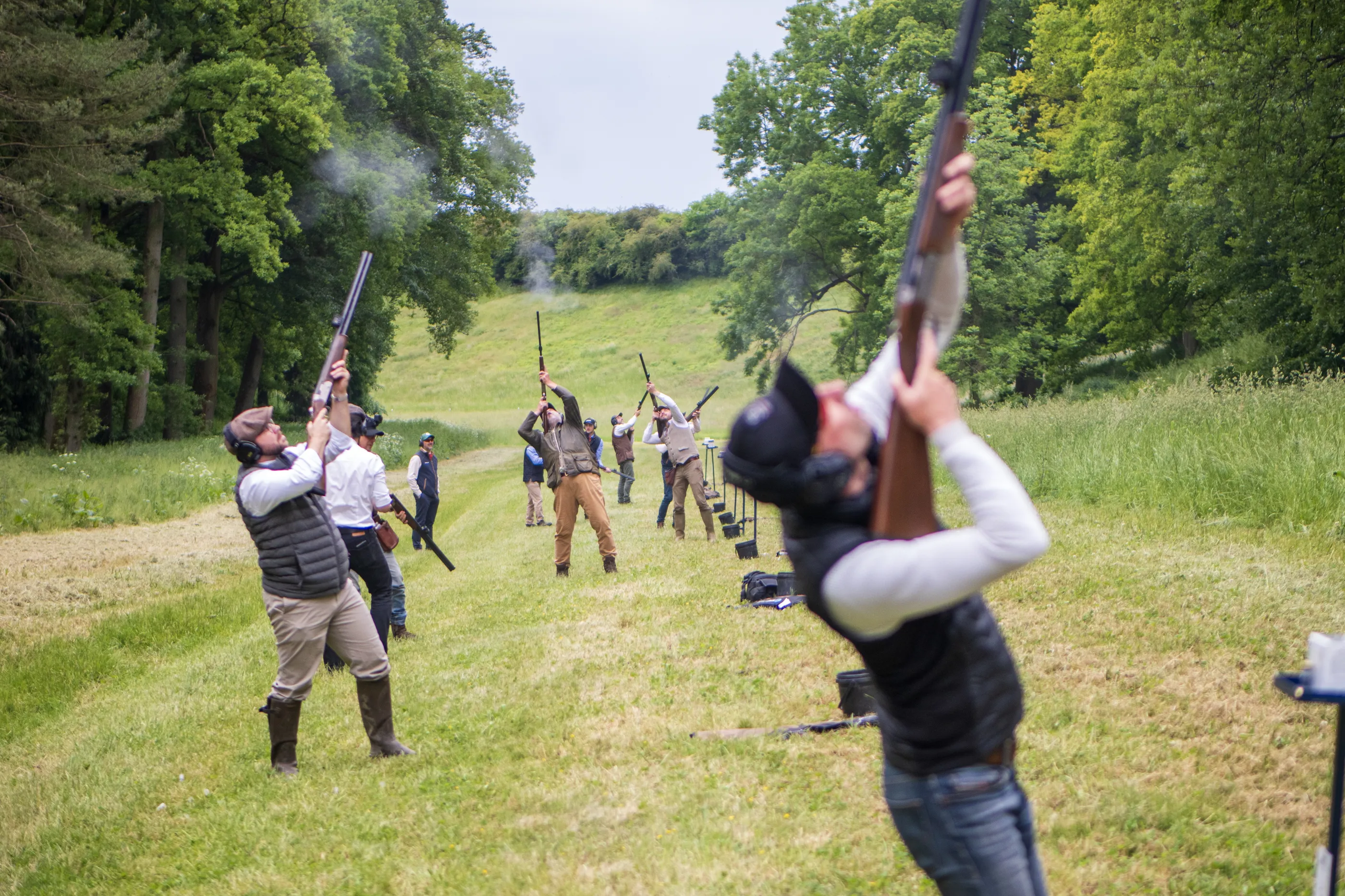 French driven hunt in English style – with a Swedish red dot on the ...