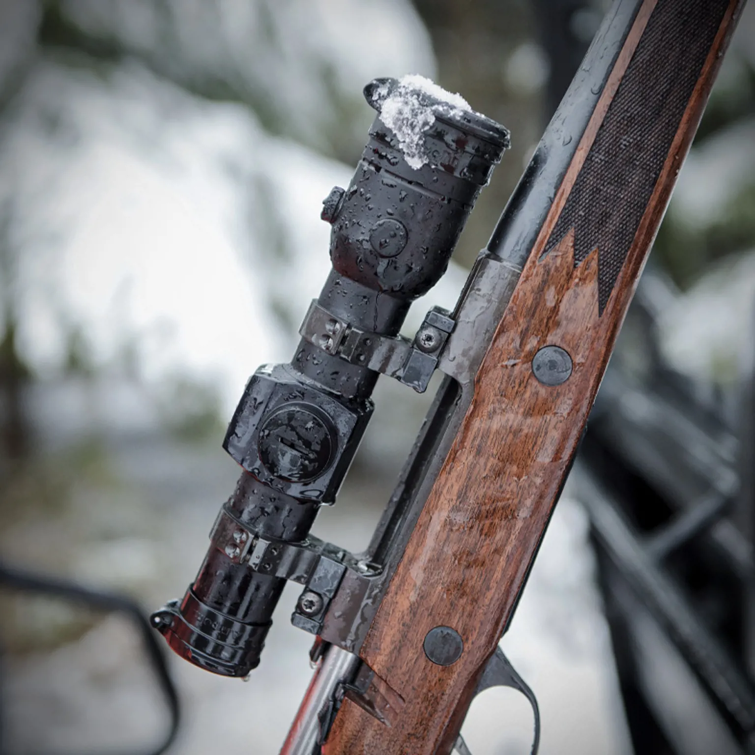 Hunter H30L™ 2 MOA - Red dot reflex sight | Aimpoint