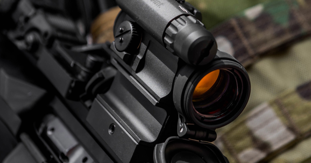 Comp™ M5 2 MOA - Red dot reflex sight without mount | Aimpoint