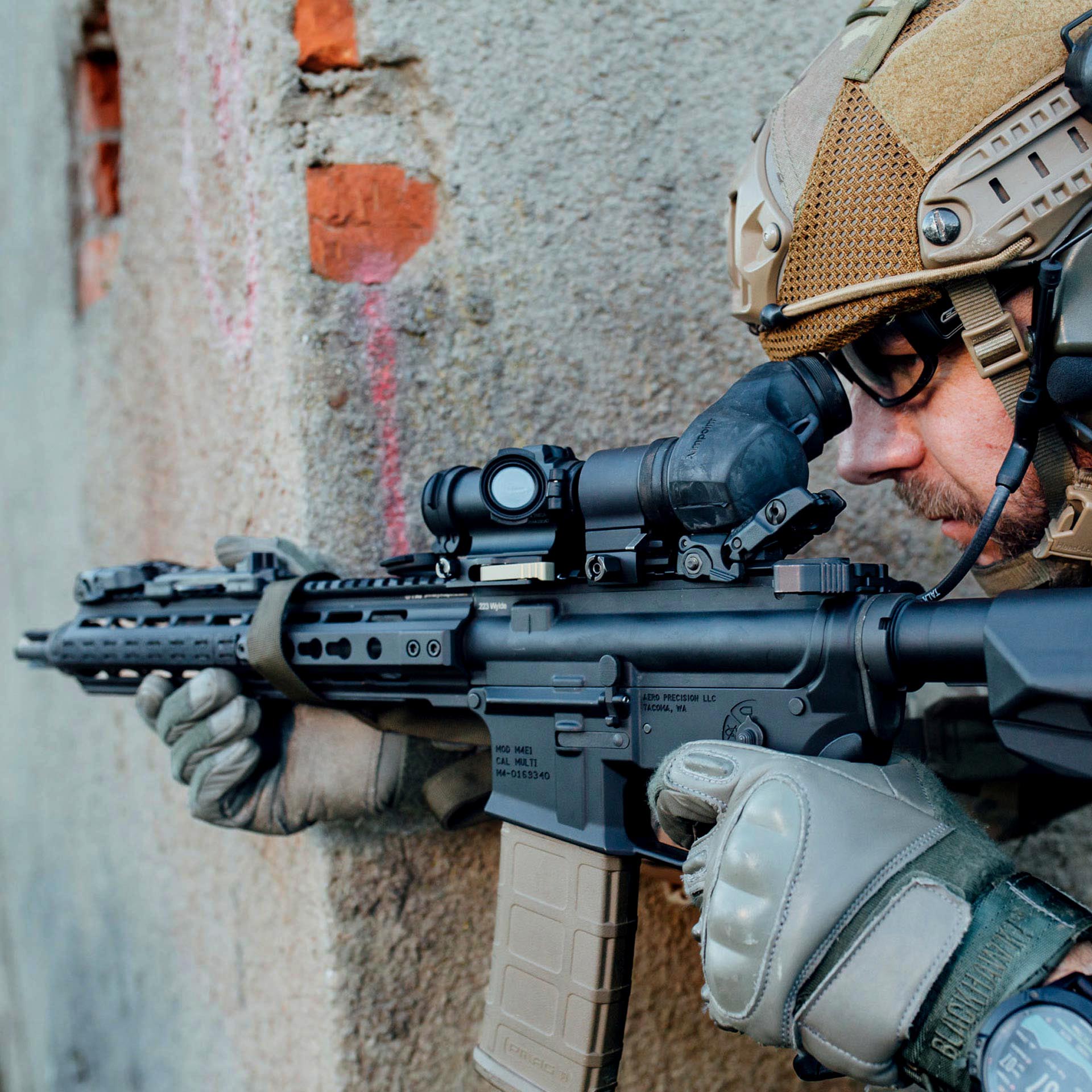 Comp™ M5s 2 MOA - Red dot reflex sight with LRP mount | Aimpoint