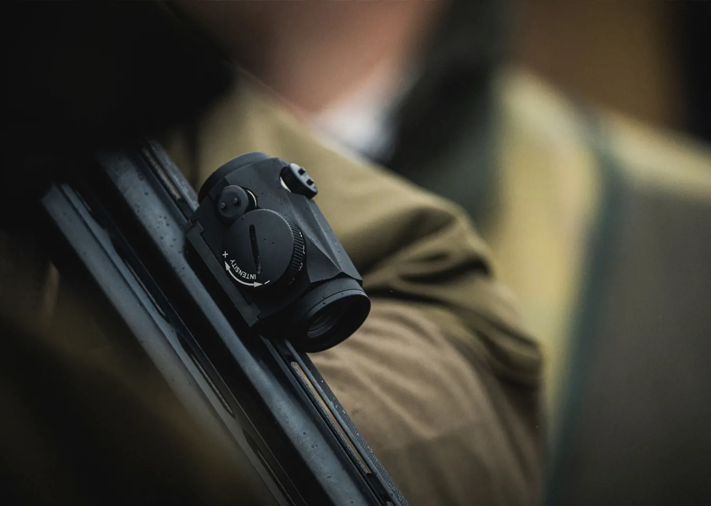 Micro S-1™ 6 MOA - Red dot reflex sight with integrated shotgun rib ...