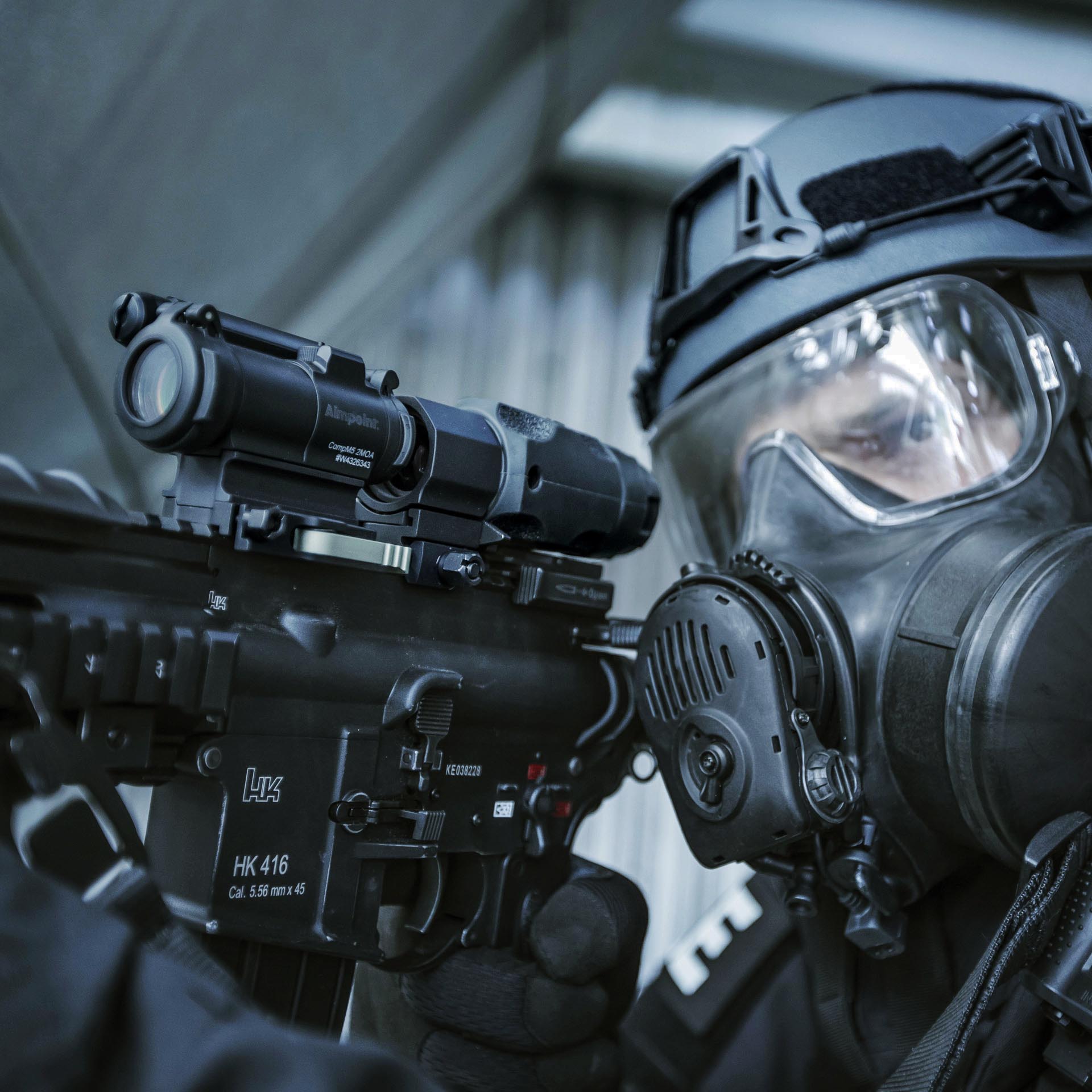 Comp™ M5 2 MOA - Red dot reflex sight with 30 mm spacer and LRP mount ...